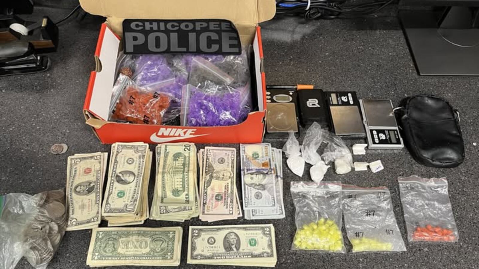 Chicopee man arrested on drug charges following traffic stop Chicopee man arrested on drug charges following traffic stop